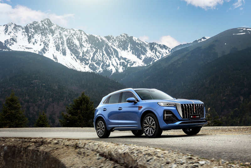 强者当红 新红旗HS5长春马拉松上市 售价18.38万元-24.98万元_易车