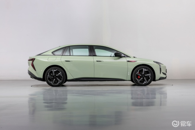 红旗EH7将于3月20日上市 基于全新FMEs旗帜架构打造_易车