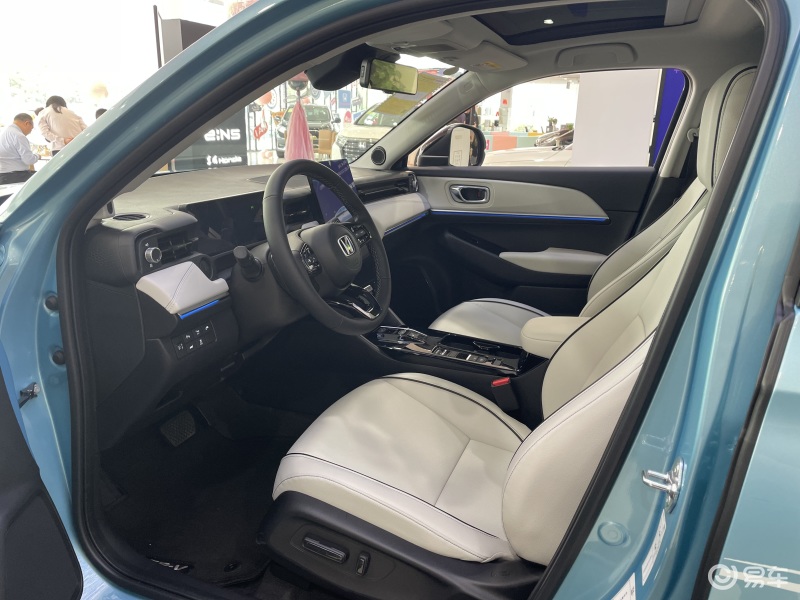 本田eNS1实车到店，浓厚家族设计，科技感十足_易车