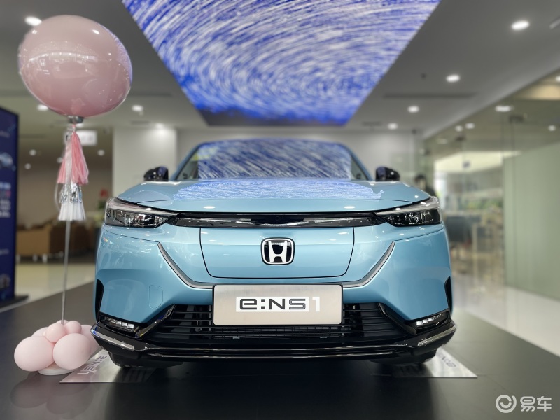本田eNS1实车到店，浓厚家族设计，科技感十足_易车