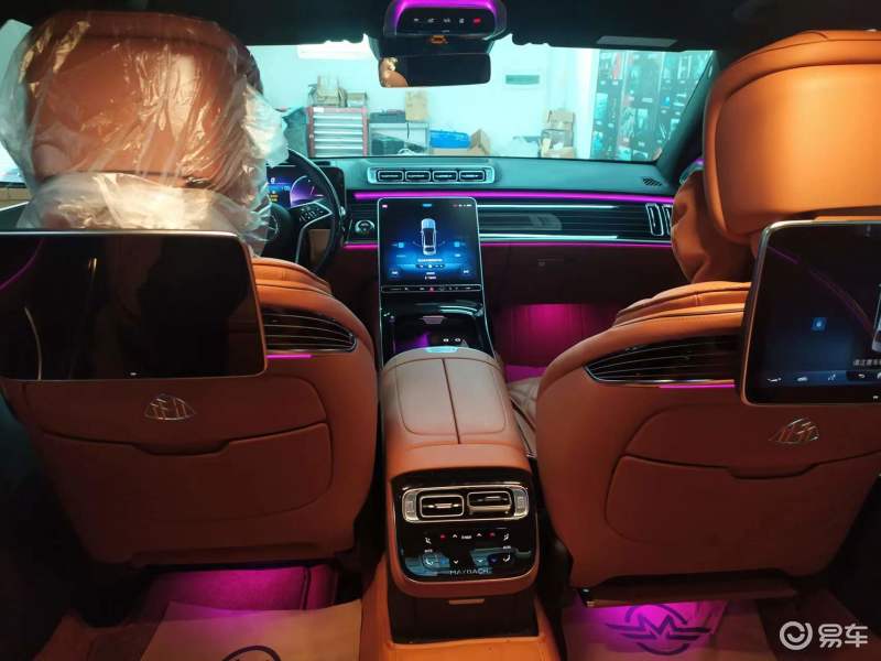 豪华感提升21款22款迈巴赫S480银色镀铬格栅和钢琴木_易车