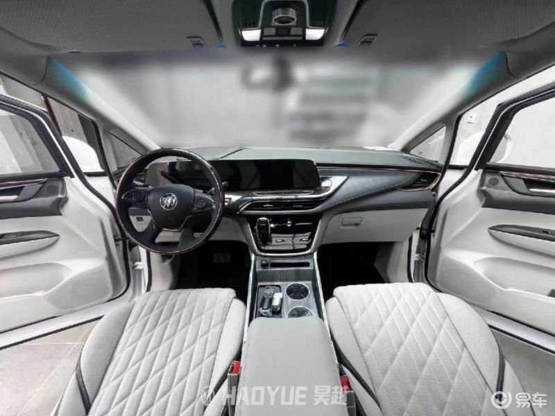 别克GL8 653全新升级，火山灰和儒雅灰_易车