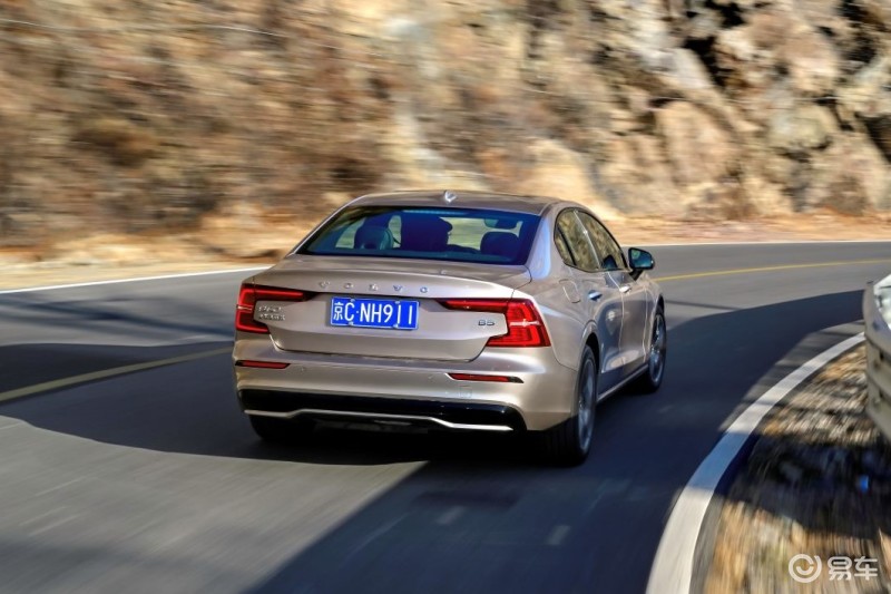 沃尔沃S60、奥迪A4L、宝马3系、凯迪拉克CT5选谁？_易车