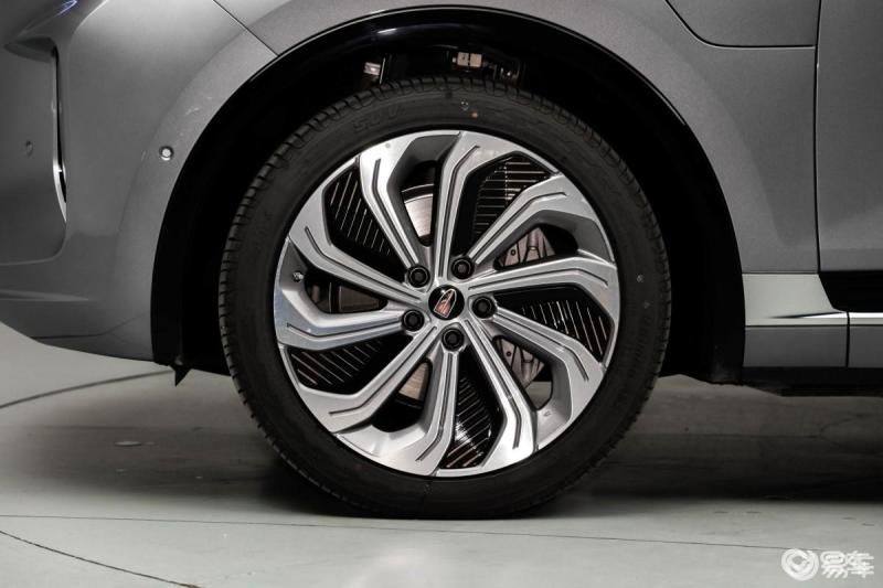 红旗E-HS9和蔚来ES8，谁能代表自主品牌的纯电天花板_易车