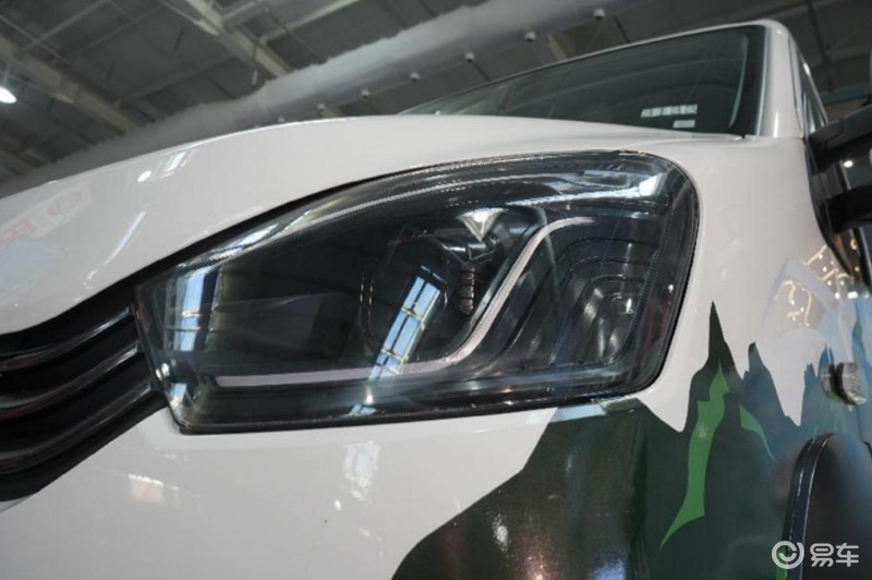 NJ2046的“继承人” 依维柯欧胜4×4越野底盘亮相_易车