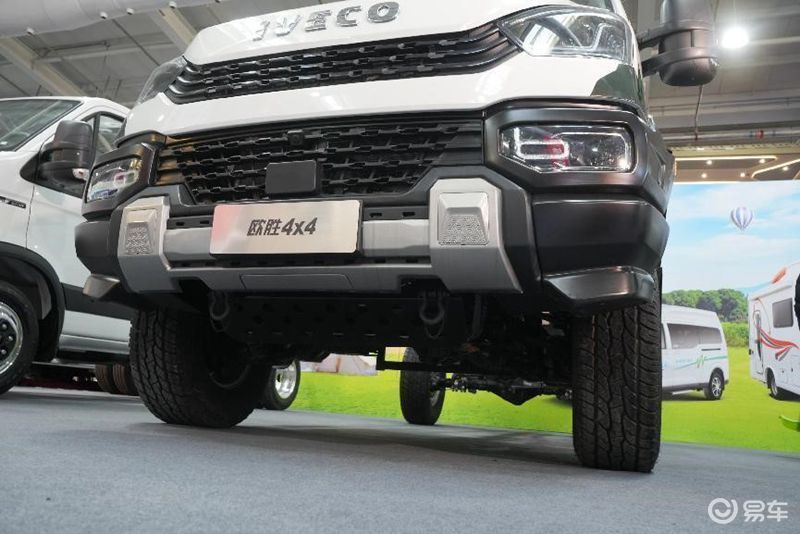 NJ2046的“继承人” 依维柯欧胜4×4越野底盘亮相_易车