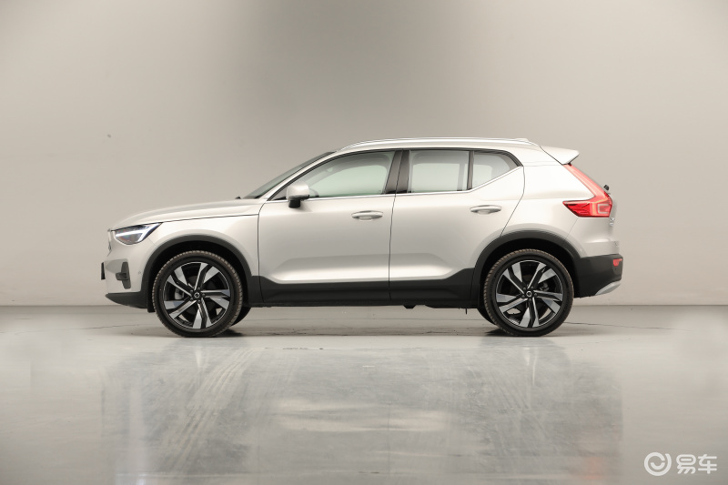 豪华紧凑型SUV优质之选 新款沃尔沃XC40对奥迪Q3/凯迪拉克XT4_易车