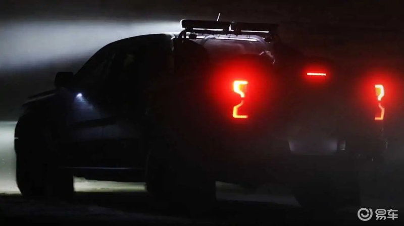 福特Ranger Raptor拉力版预告图 或搭载3.0T V6发动机_易车