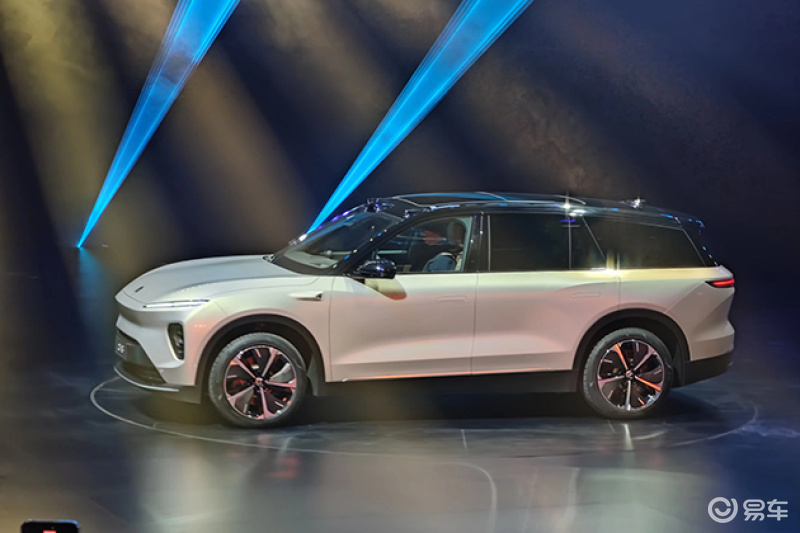 全新蔚来ES8正式上市 售52.8万元起/明年6月开启交付_易车