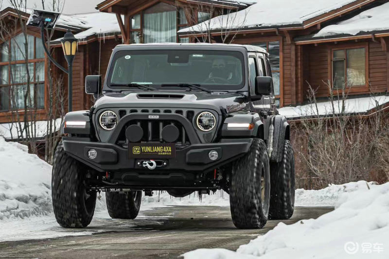 运良版牧马人战马上市 售价69.88万起/基于Jeep牧马人打造_易车