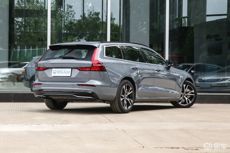 新款沃尔沃V60正式上市 售30.43万元起_汽车产经网