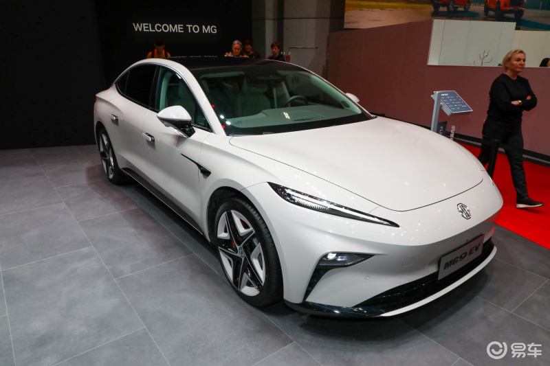 2024日内瓦车展：MG9 EV亮相_易车