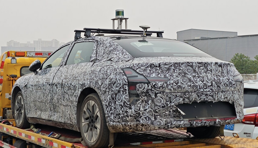 小鹏与滴滴合作车型MONA谍照曝光，预计价位15万元左右_易车