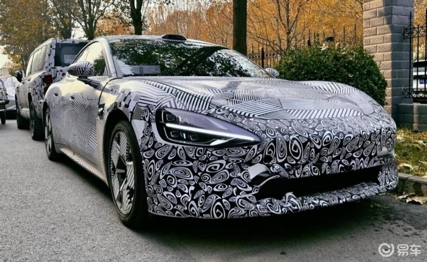 小米SU7将采用纯电驱动并同时提供单电机和双电机四驱两种选择_易车