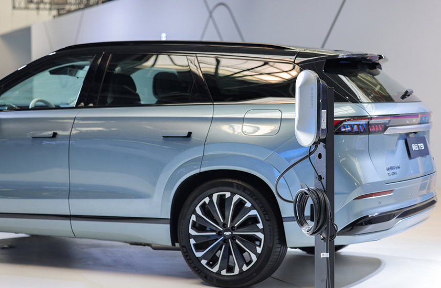 售价或低于20万 奇瑞风云T9亮相_易车