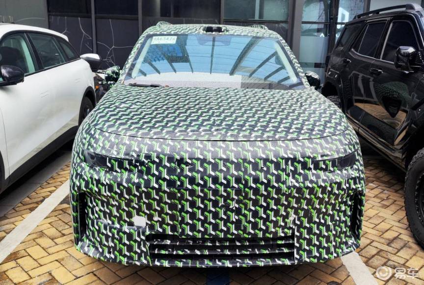 半价买理想L8？零跑中大型SUV C16预计17万起售_易车