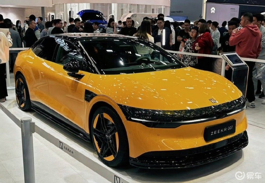 极氪007为何成为广州车展黑马？引来多家高管打卡交流_易车