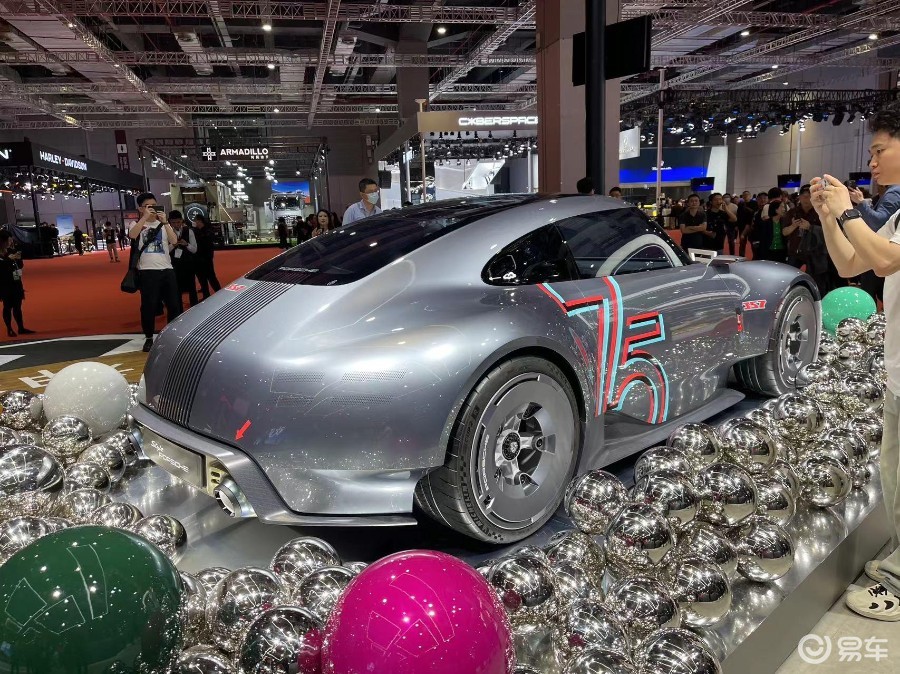 致敬跑车家族75周年，保时捷Vision357概念车亮相_易车