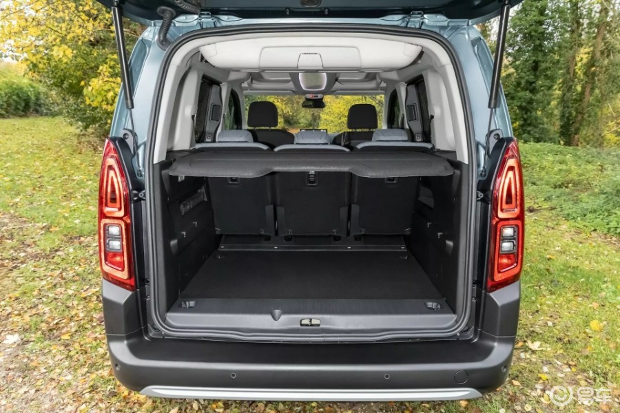 纯电可快充，灵活大空间，雪铁龙新e-Berlingo发布_易车