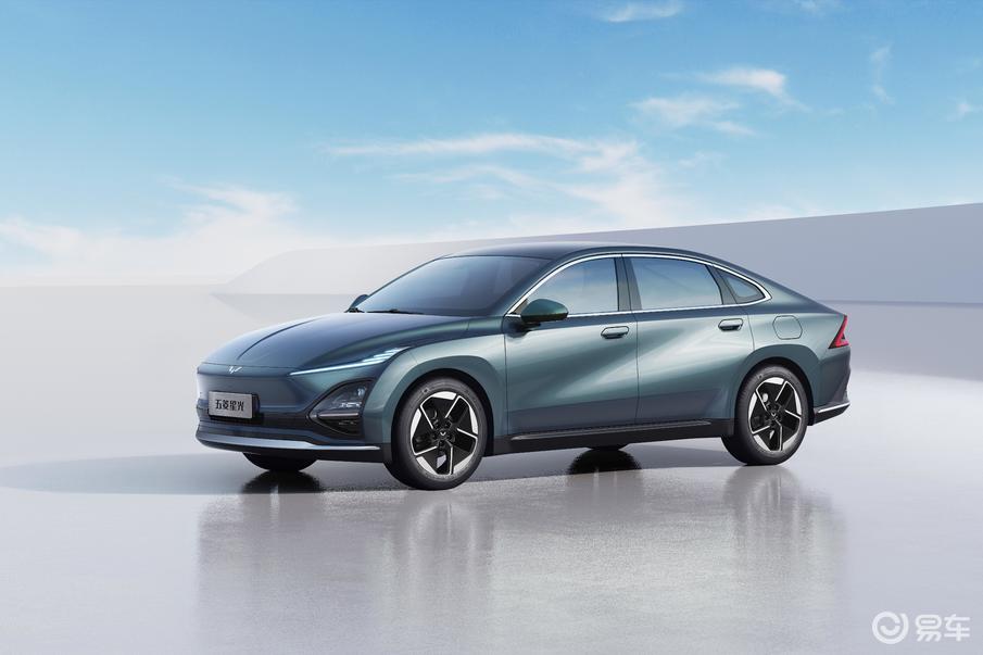 五菱首款轿车来啦！五菱星光EV/PHEV官图发布_易车