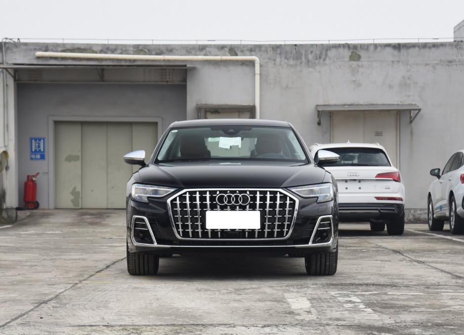 奥迪A8L Horch创始人版，豪华旗舰售价破200万_易车