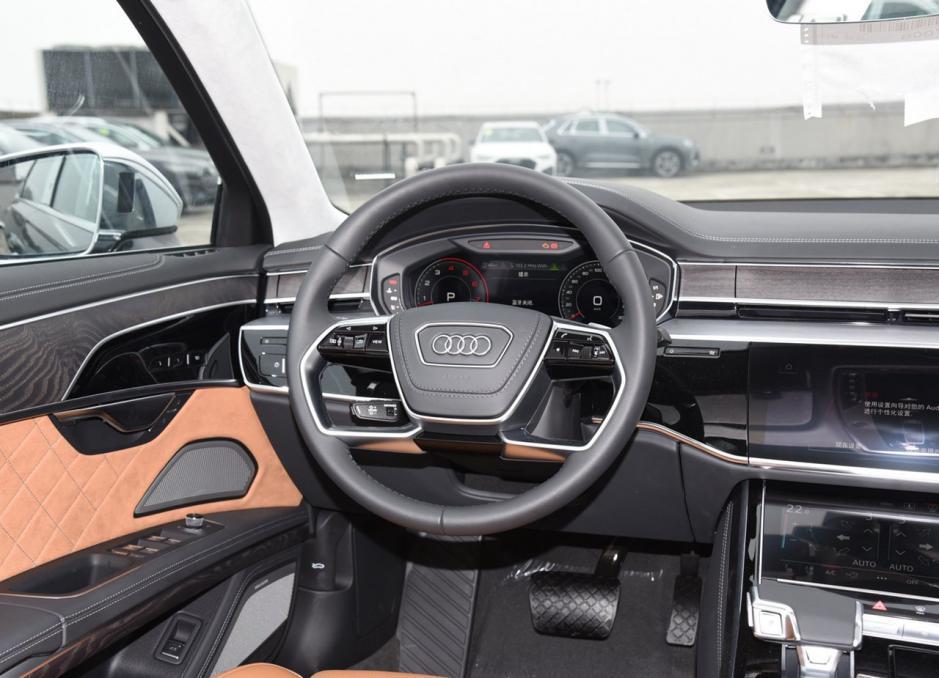 奥迪A8L Horch创始人版，豪华旗舰售价破200万_易车