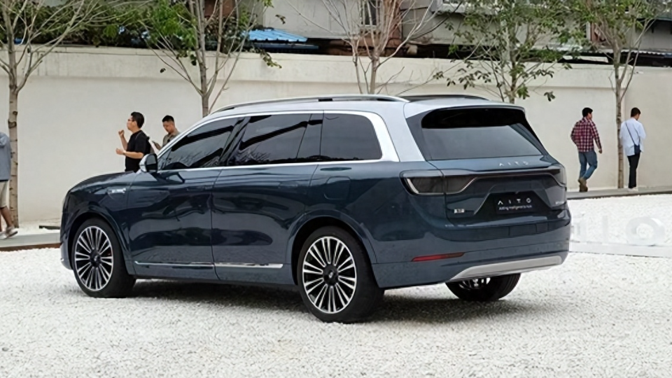 全铝底盘，用料超迈巴赫GLS，问界M9千万内最好？_易车