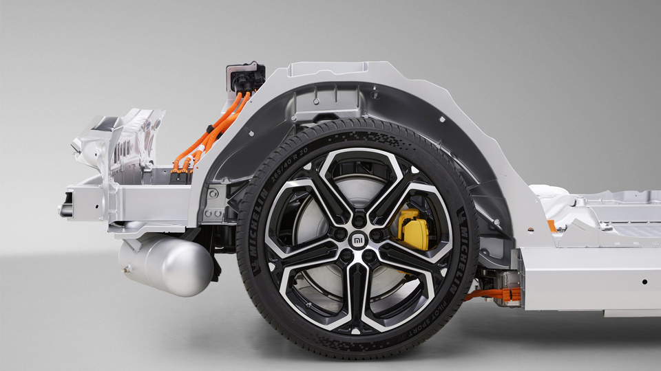 小米SU7先看电池_易车