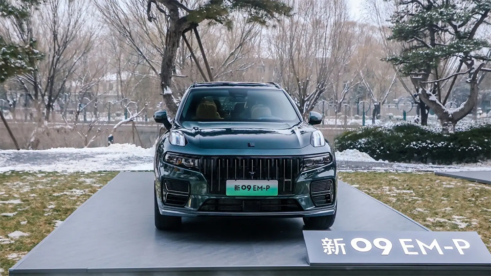 紧跟着问界M9用上了CDC减震+空气弹簧问界M7用上了FSD悬挂_易车