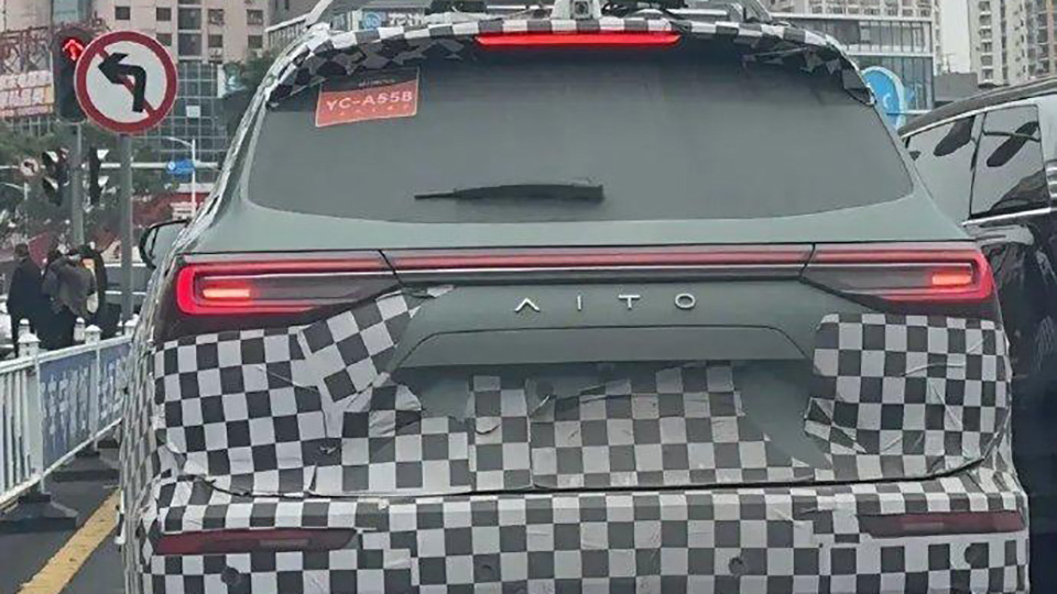 问界M8将上市，会是最好开的华为SUV？或逼理想L8再降_易车