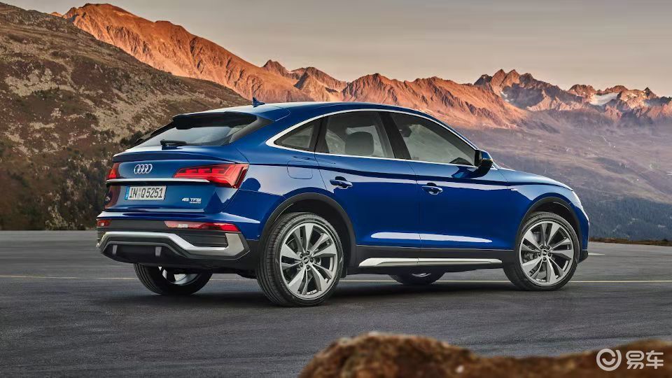 2021款奥迪Q5L即将发售,两种风格供你选购_易车