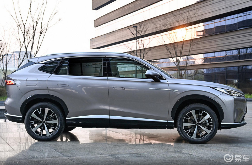 综合续航1300公里，荣威D5X DMH卖多少钱合适？_易车