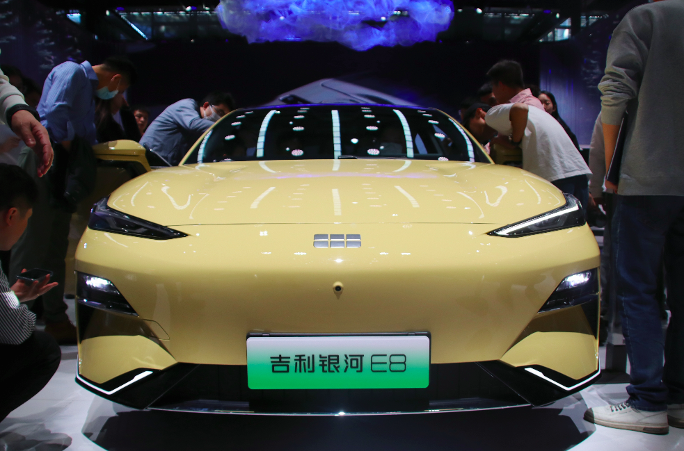 银河E8搭载这新一代旗舰架构、新一代旗舰性能、新一代旗舰美学、新_易车