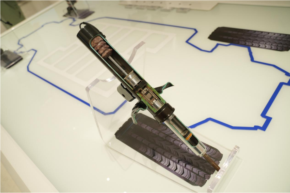 麋鹿测试85.6km/h！解读深蓝L06背后的底盘修为_易车