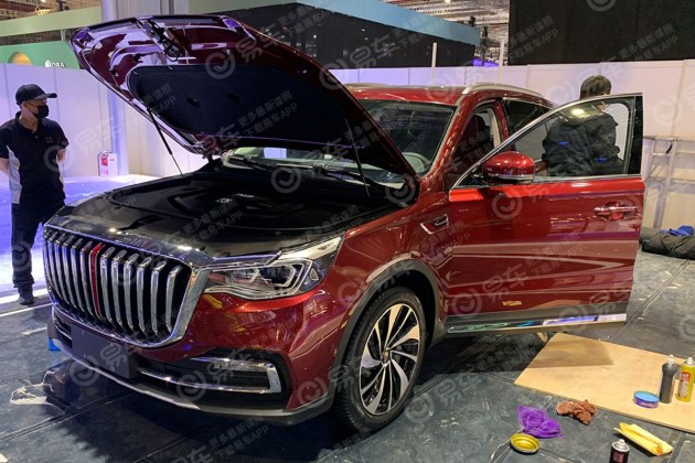 2021上海车展探馆：红旗HS7 纪念版实车_易车