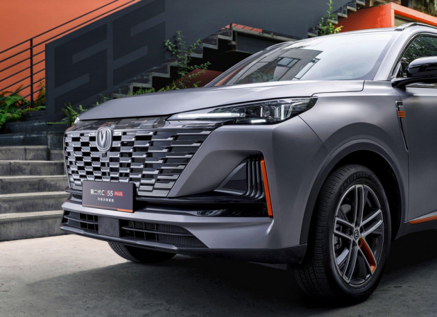 风暴灰限量版上线，第二代CS55PLUS兑现高光颜值_汽车产经网