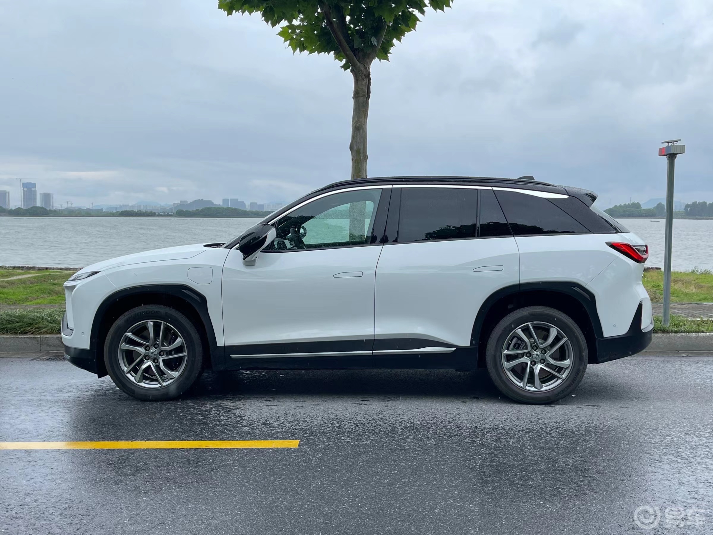 蔚来ES6一年跑两万公里用车成本大概需要花多少钱？_蔚来ES6社区_易车社区