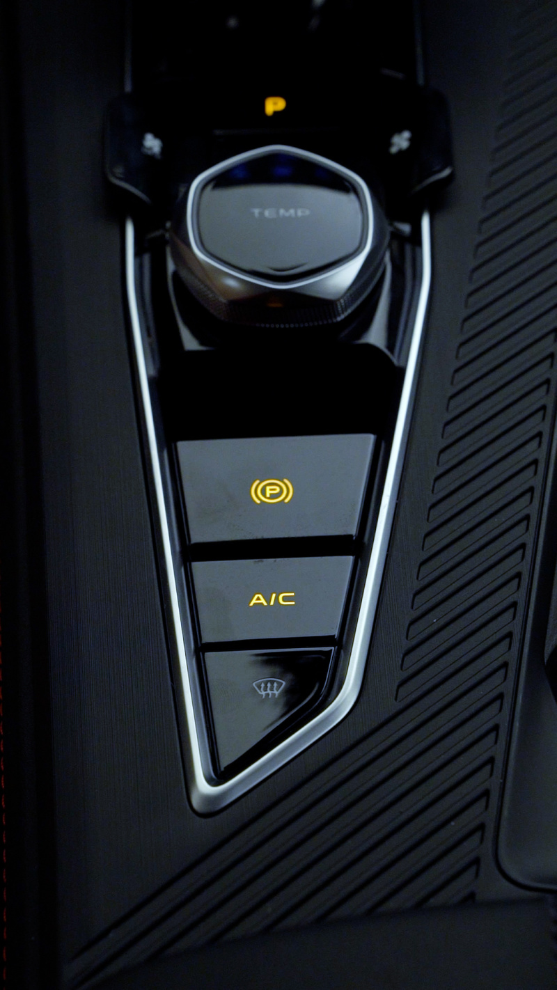 长安欧尚长安欧尚Z62022款 1.5T 双离合智航型辅助驾驶功能视频说明书_驾驶辅助功能_易车