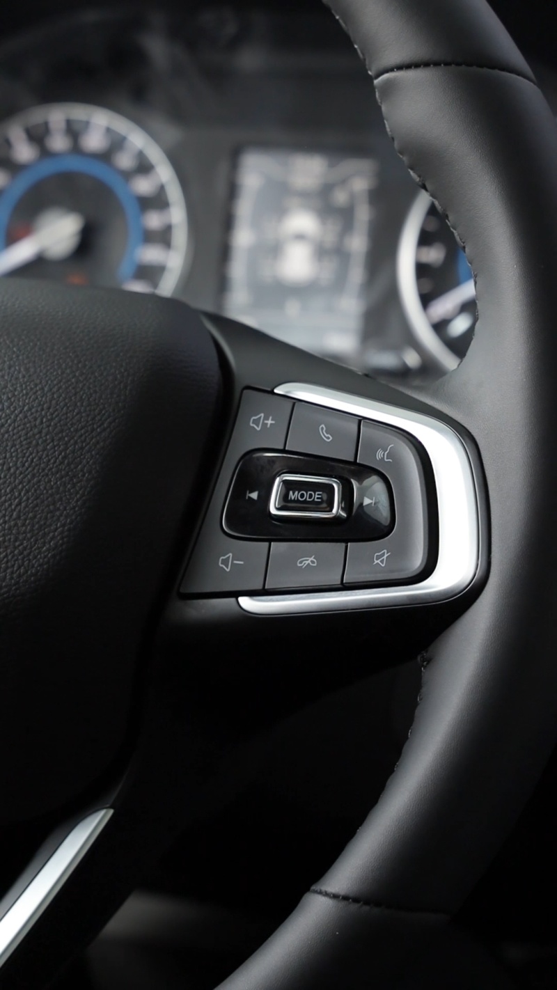 奇瑞瑞虎3x2023款 瑞虎3x 1.5L CVT时尚版车型规格概览视频说明书_车型概览_易车