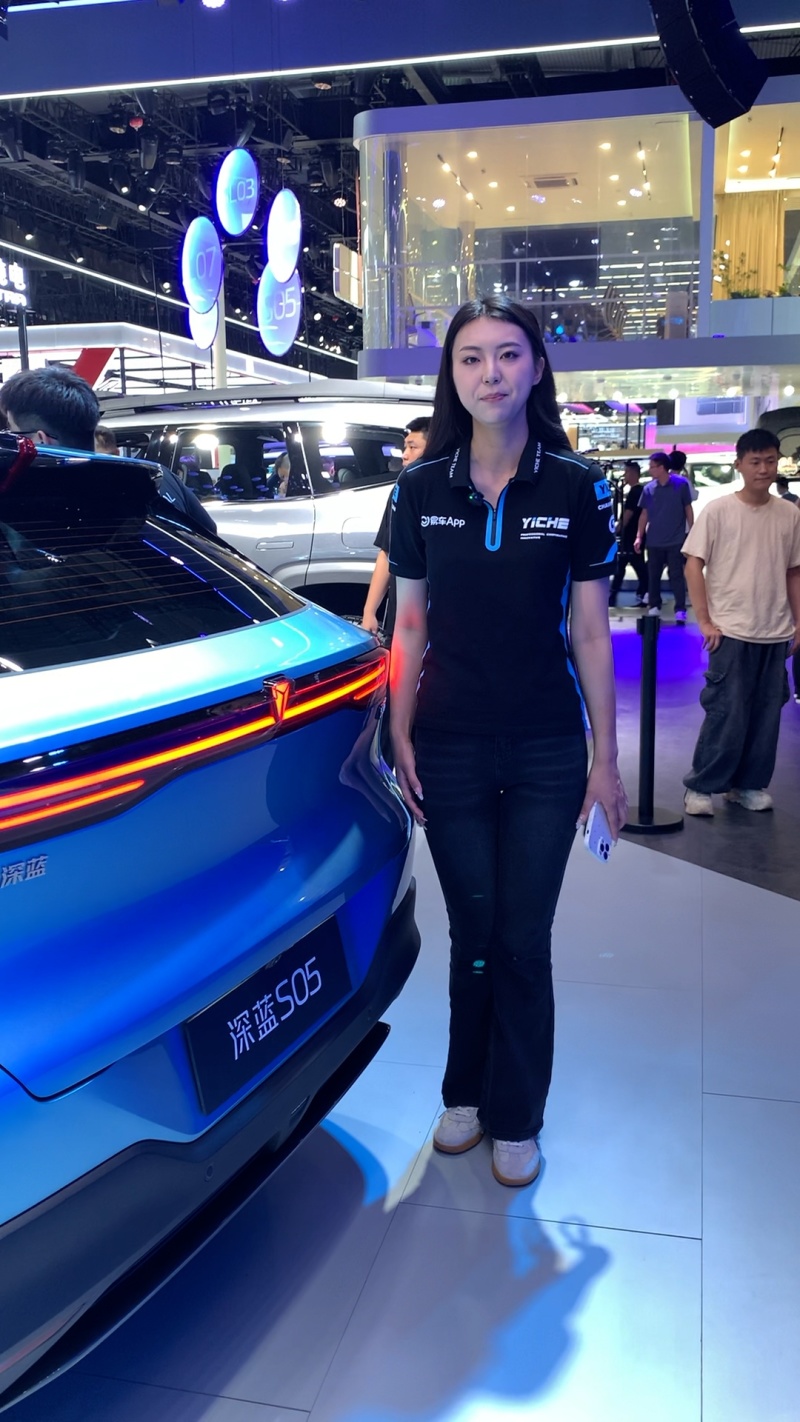 【深蓝S05】深蓝汽车深蓝S05报价,深蓝S05图片_易车