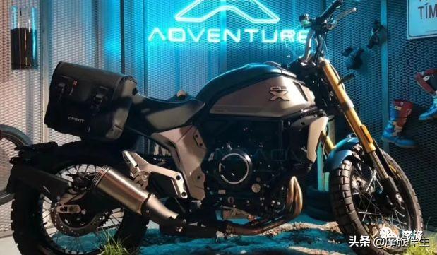 春风现代复古CLX700正式亮相..._易车