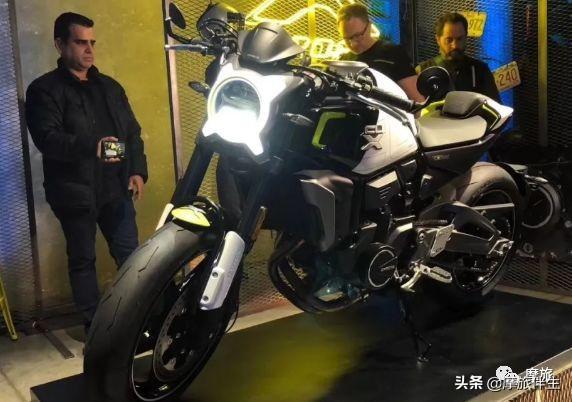 春风现代复古CLX700正式亮相..._易车