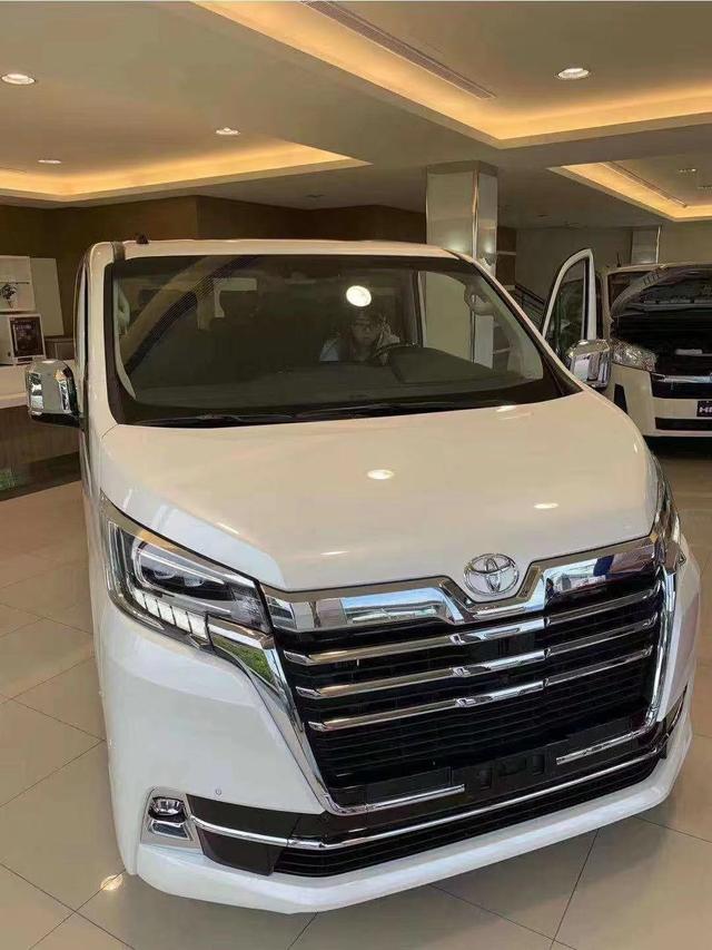 全新MPV—丰田Granvia格兰维亚 2.8T柴油商务 实拍解析_易车