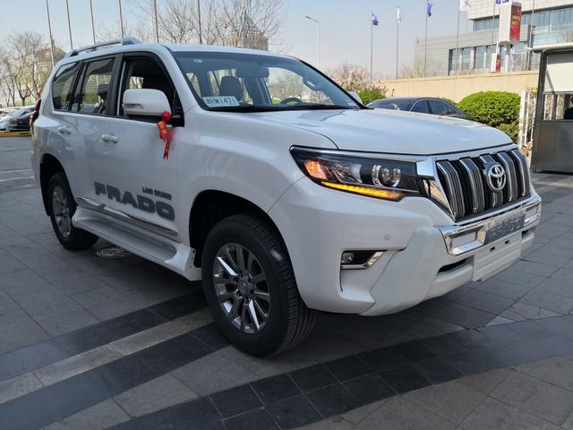 丰田霸道2800新款D4D柴油发动机 空间性能不输揽胜 自驾就选它_易车