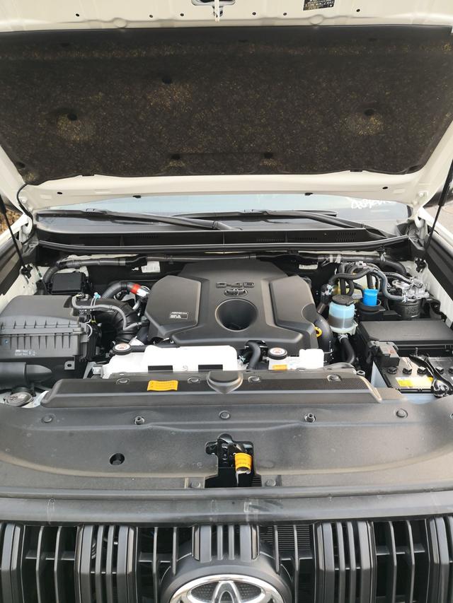 丰田霸道2800新款D4D柴油发动机 空间性能不输揽胜 自驾就选它_易车