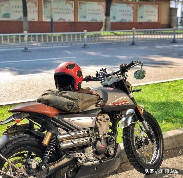 2万以下，正宗复古的机车，阿普利亚CR150还真是没有对手啊_易车