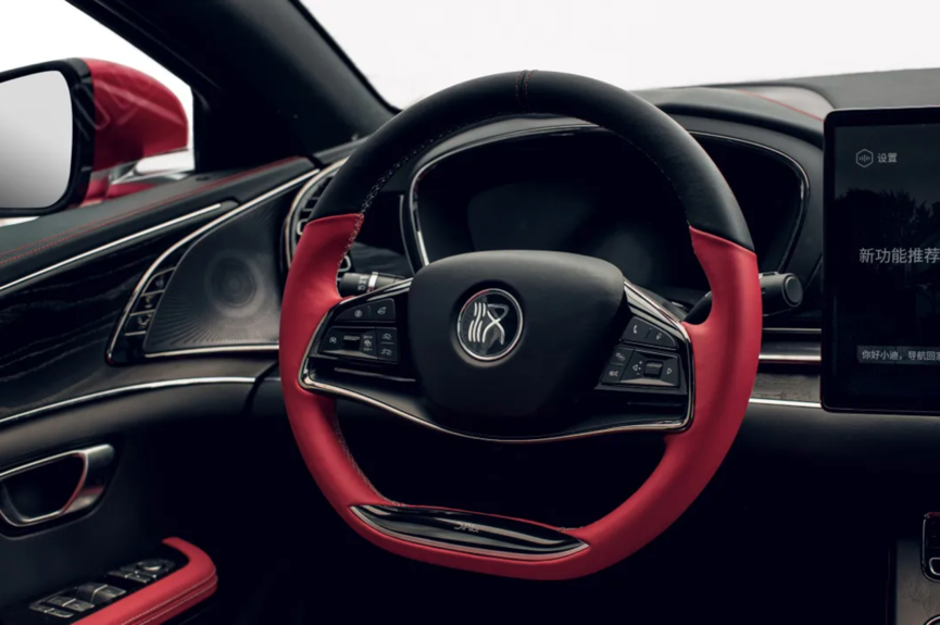 比亚迪汉EV详解，首搭DiPilot智能驾驶辅助系统，6月底正式上市_易车