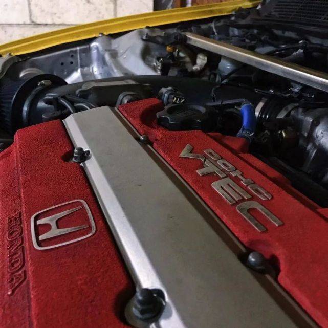 本田VTEC粉丝必备 放在空调出风口的红头机_易车