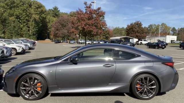 2020年雷克萨斯RC 350 F Sport：小众二线轿跑_易车